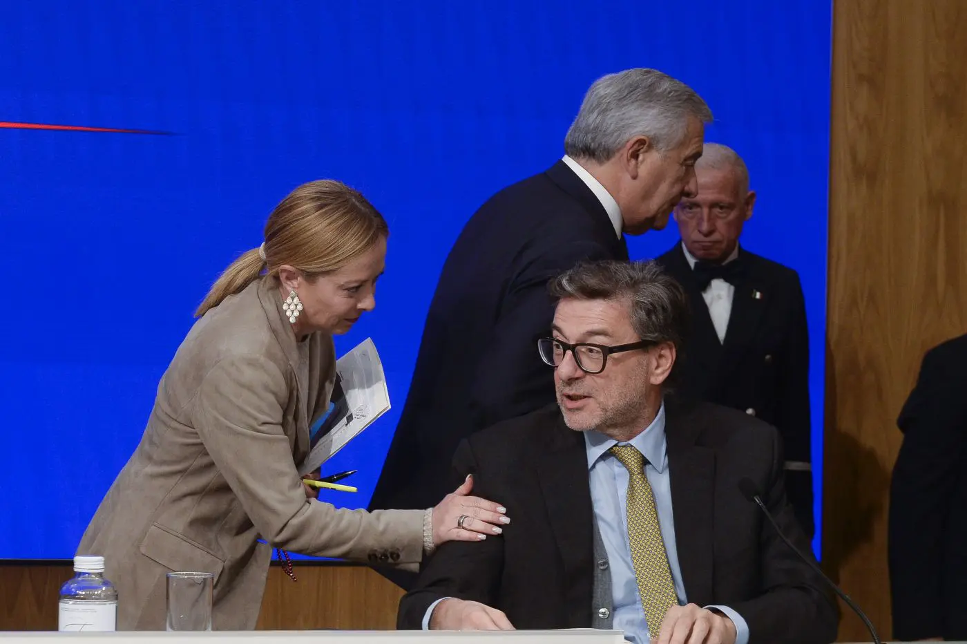 La Commissione UE promuove la manovra, “Italia conforme a ...