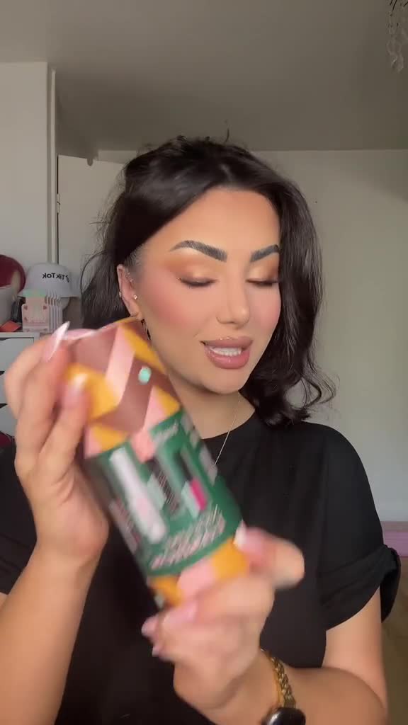 Benefit Holiday Sets: Stunning Gifts at 50% Off!