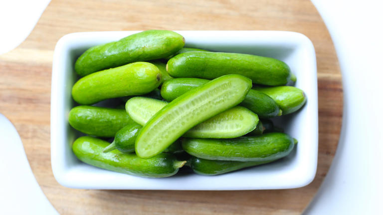 The Right Way To Store Aldi Mini Cucumbers So They Don't End Up Rotten ...