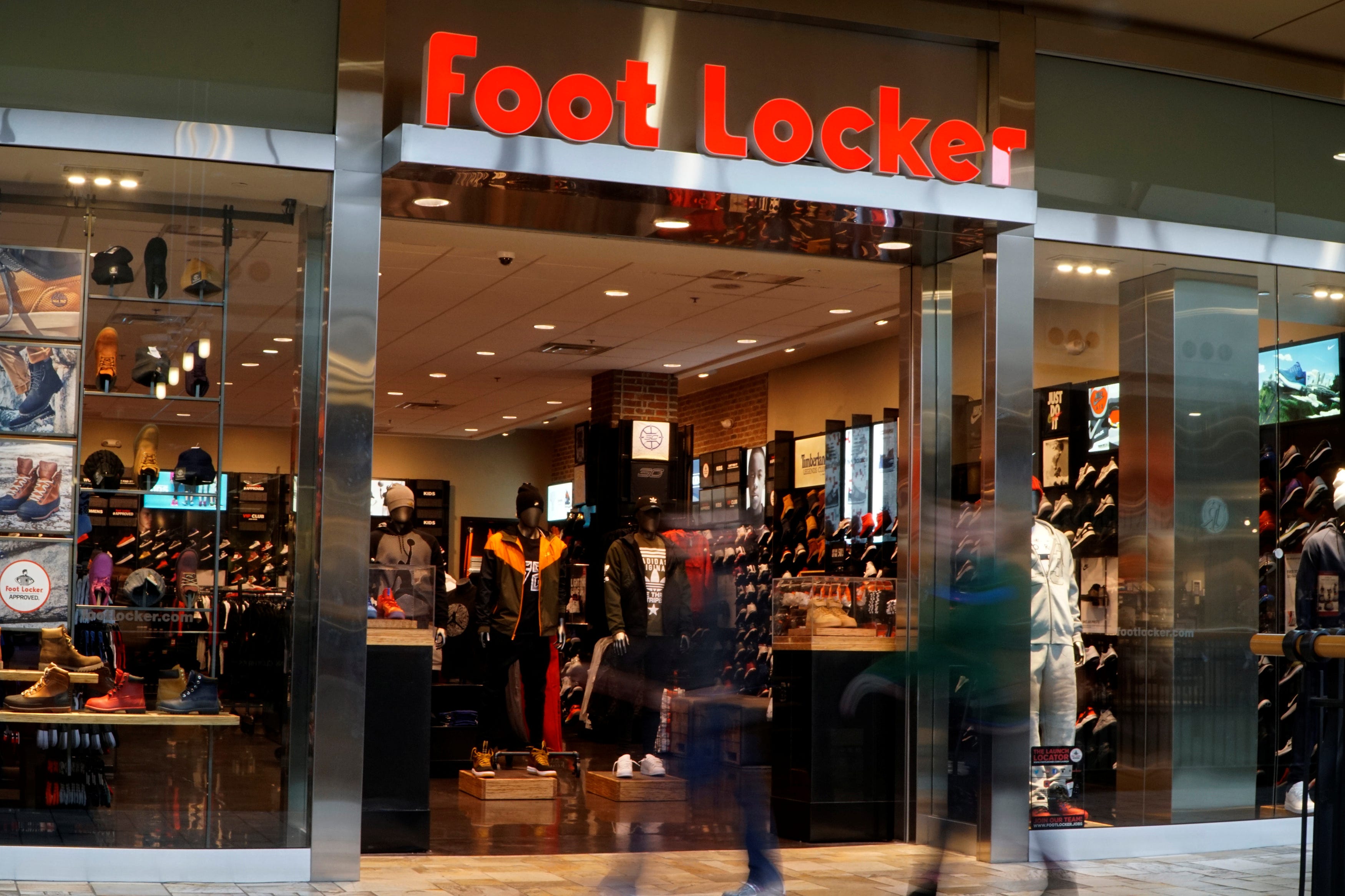 Dick's plans to close some 'underperforming' Foot Locker stores