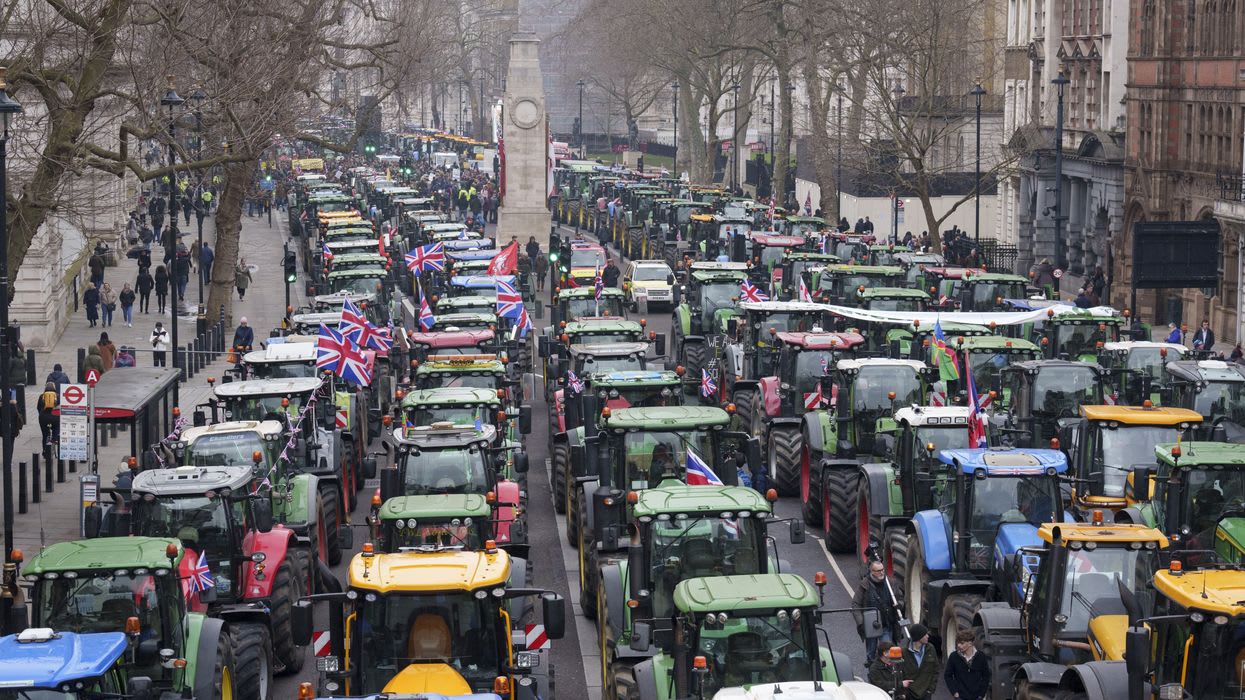 Met in fresh 'two-tier' policing row after crackdown on farmers ...