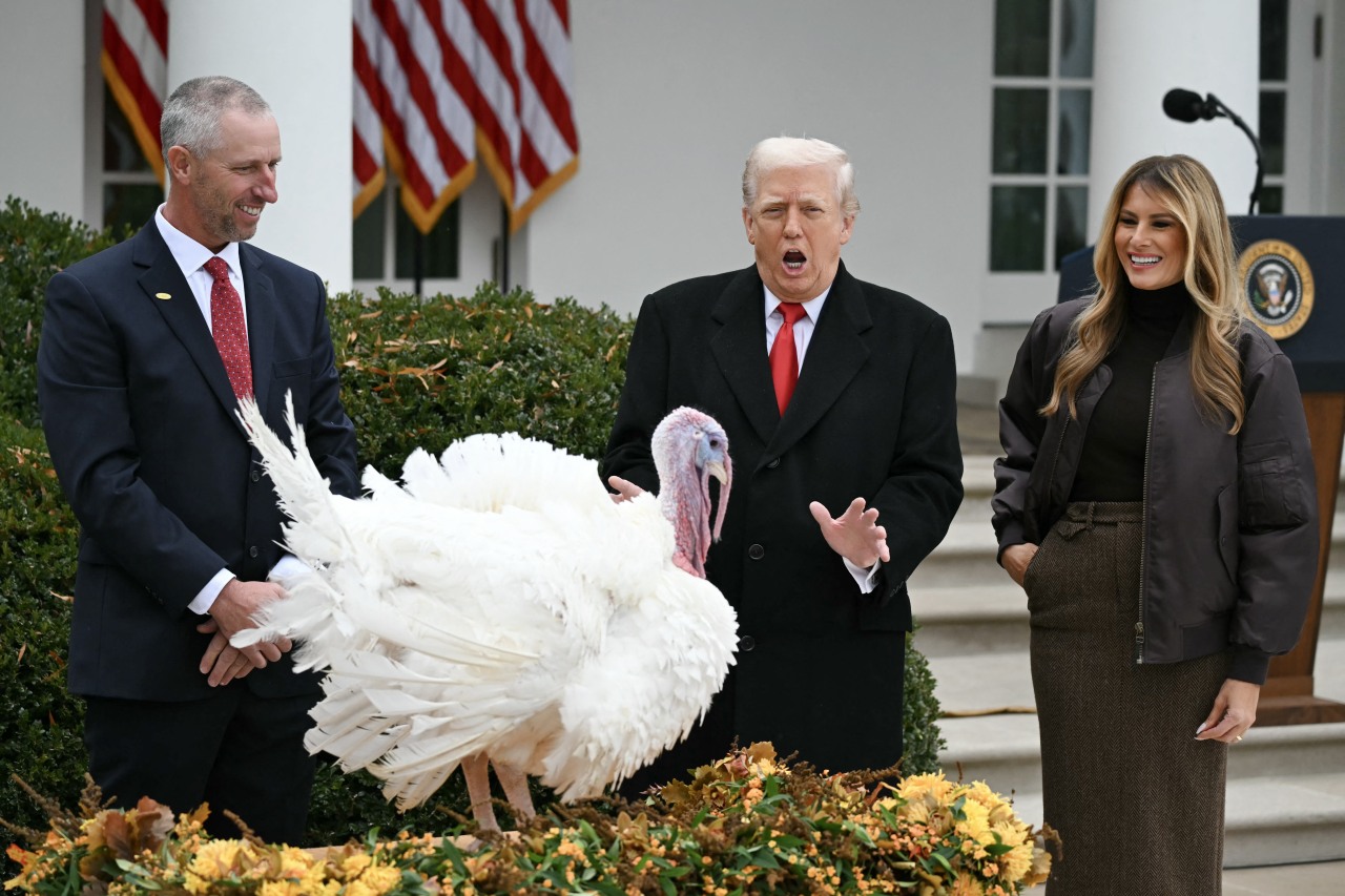Trump Pardons Thanksgiving Turkeys—and Takes Jabs at Democrats