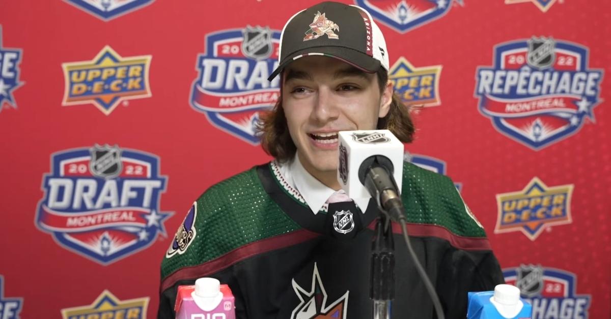 Hockey Player Jeremy Langlois Injured After Bone-Rattling Check — Here ...