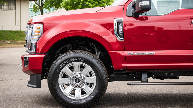 What Are The Differences Between Ford's Super Duty 7.3 Godzilla And 6.7 ...