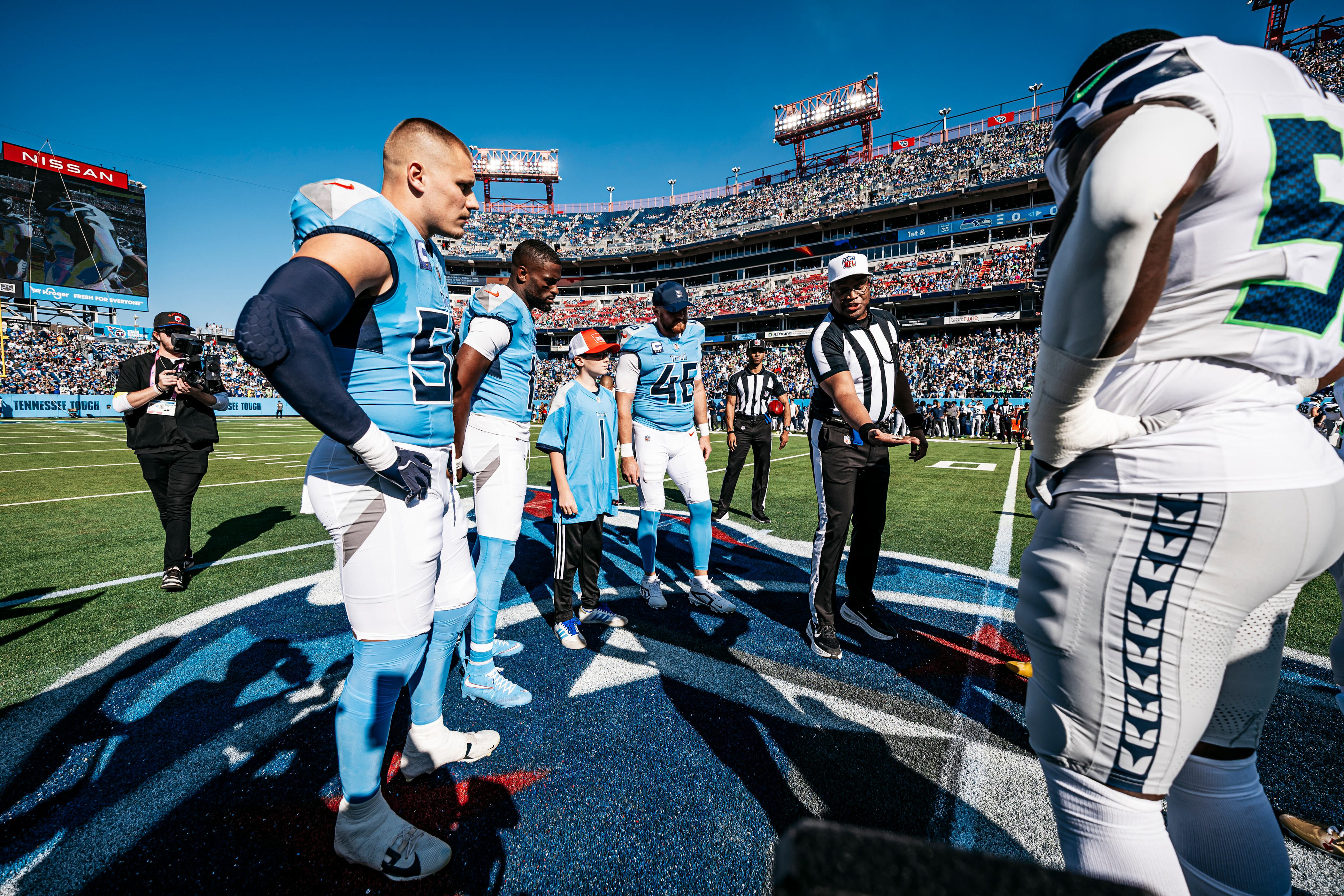 Mt. Juliet 10-year-old participates in Tennessee Titans coin toss at ...