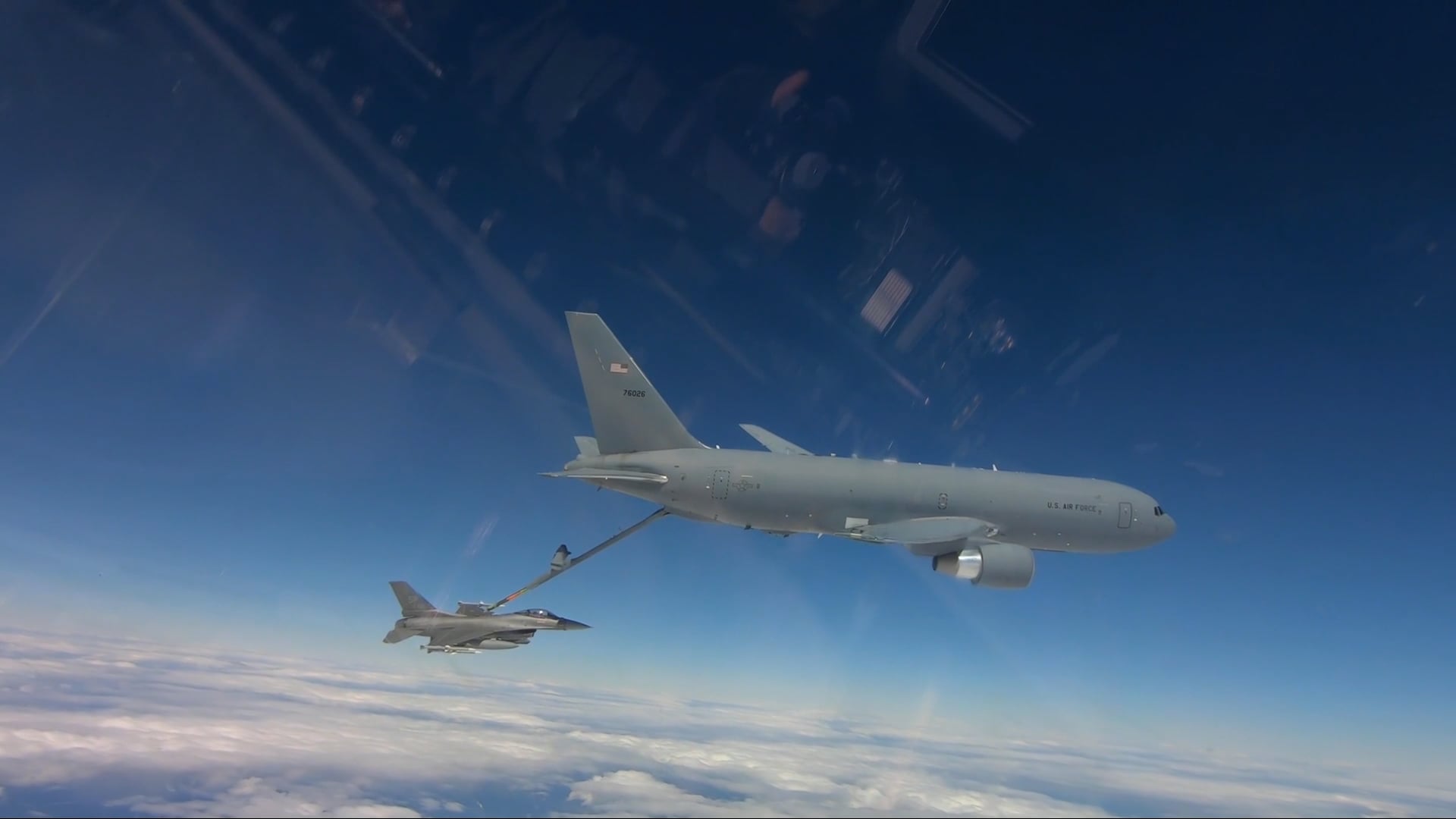 KC‑46 Pegasus: Refueling fighter jets in mid-air