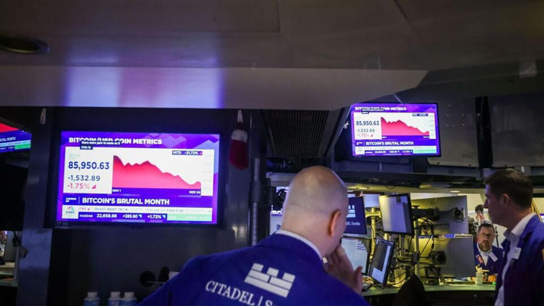 US Stock Market Today: Wall Street mixed as investors assess delayed ...