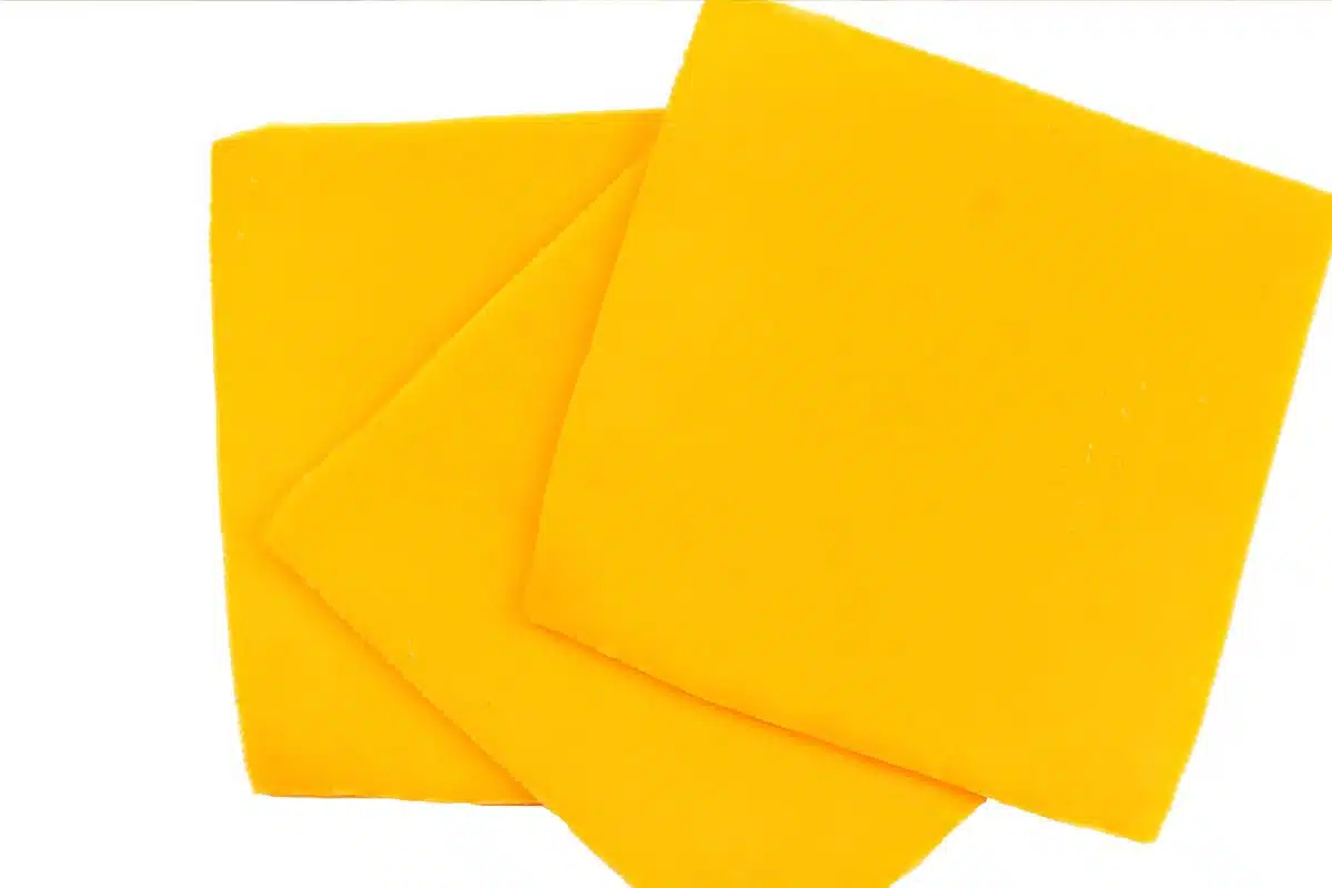 8 fast food chains that don’t use real cheese in every menu item