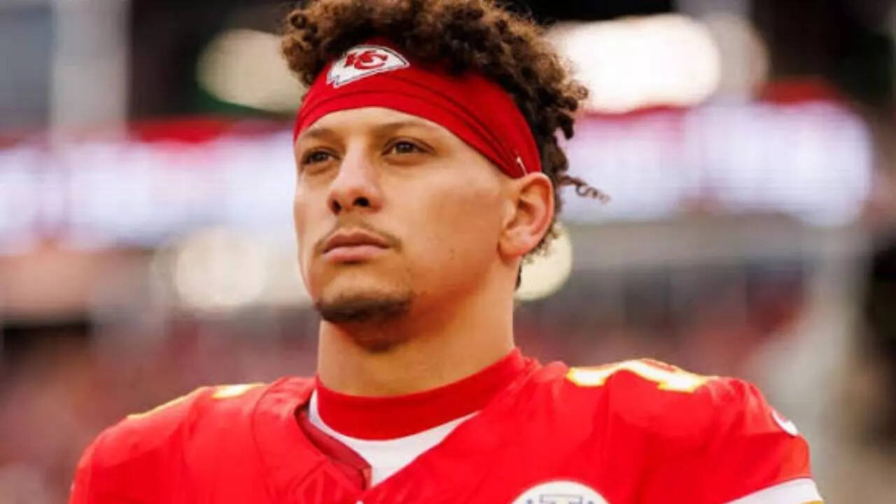 Patrick Mahomes hit with tough MVP news as Matthew Stafford rises and ...