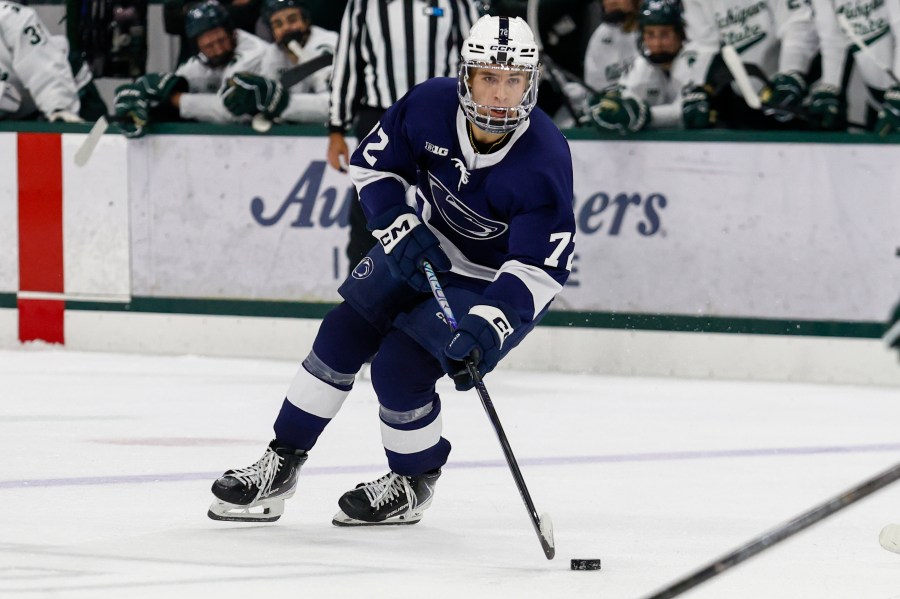 Penn State sweeps hockey series with Notre Dame