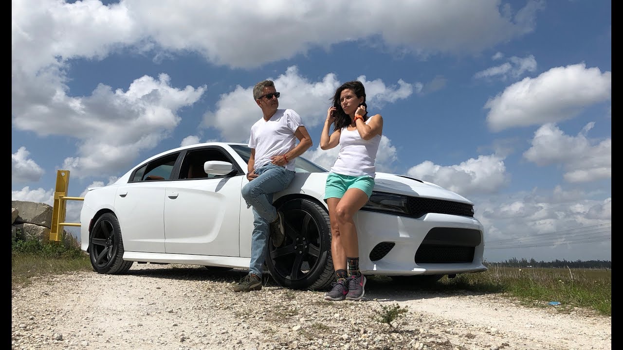 Lara-Carolina 2018 Charger SRT HellCat a mi manera • Vlog 124
