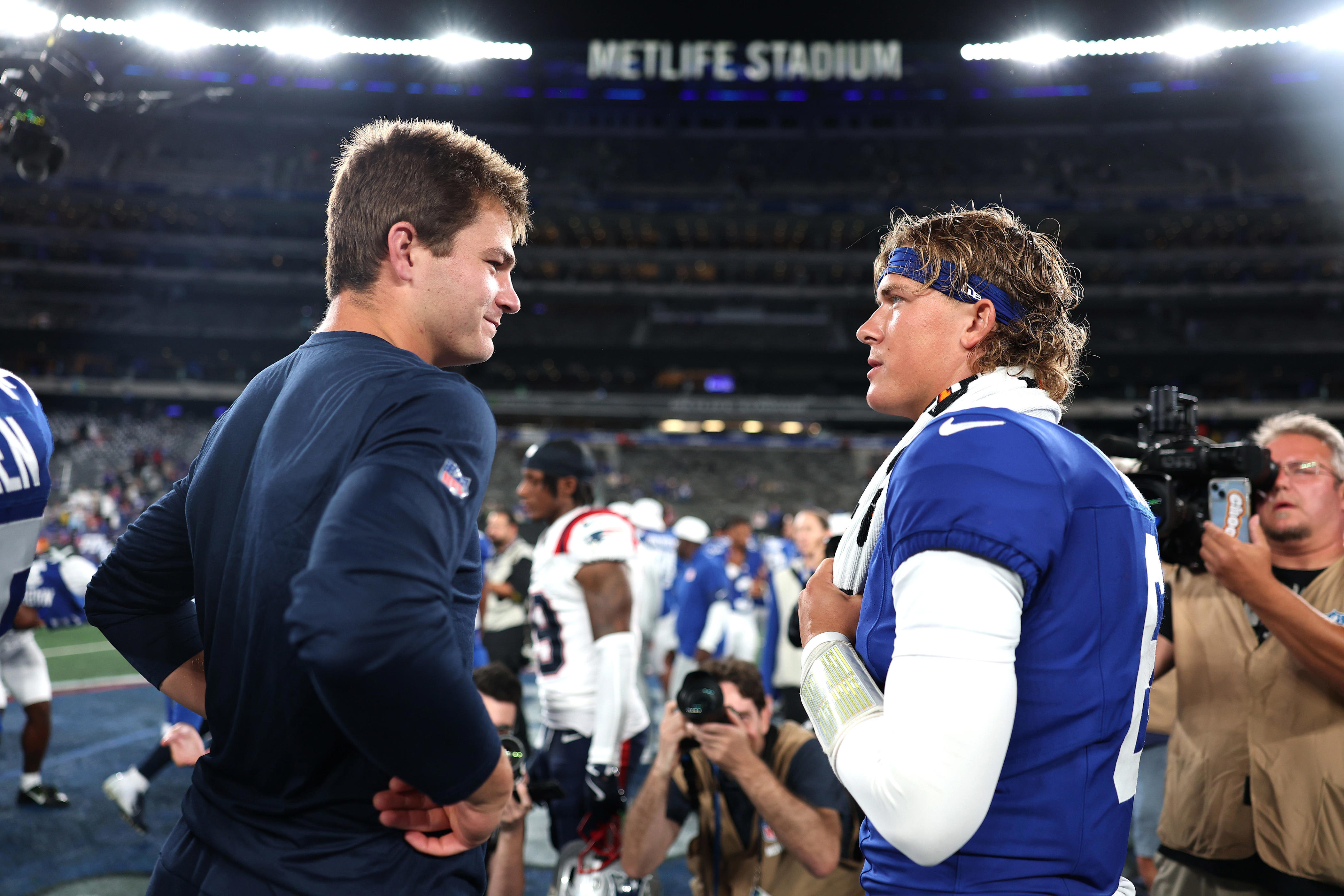Monday Night Football schedule, TV, time, who's playing in NFL Week 13 ...