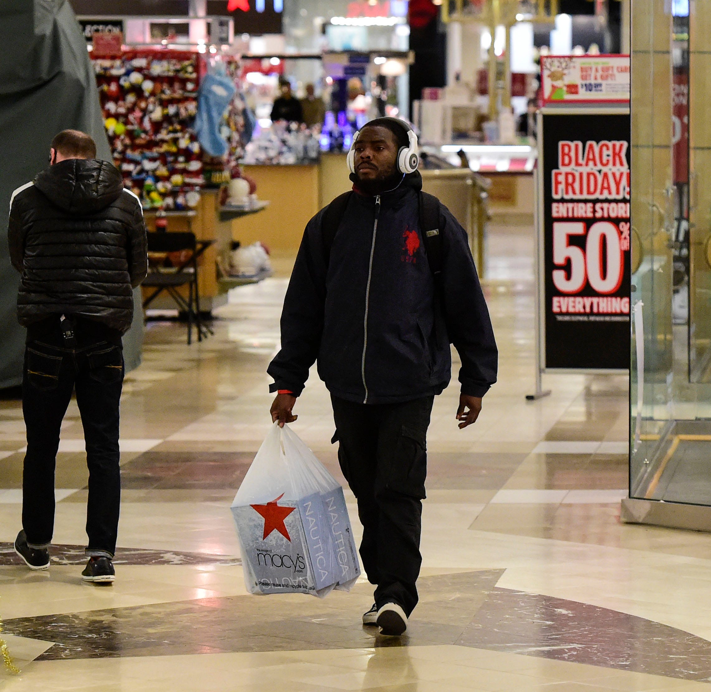 Are banks open on Black Friday? When they reopen after Thanksgiving
