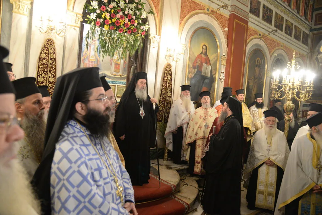Πάτρα: Η υποδοχή με λαμπρότητα και κατάνυξη της εικόνας της Παναγίας ...