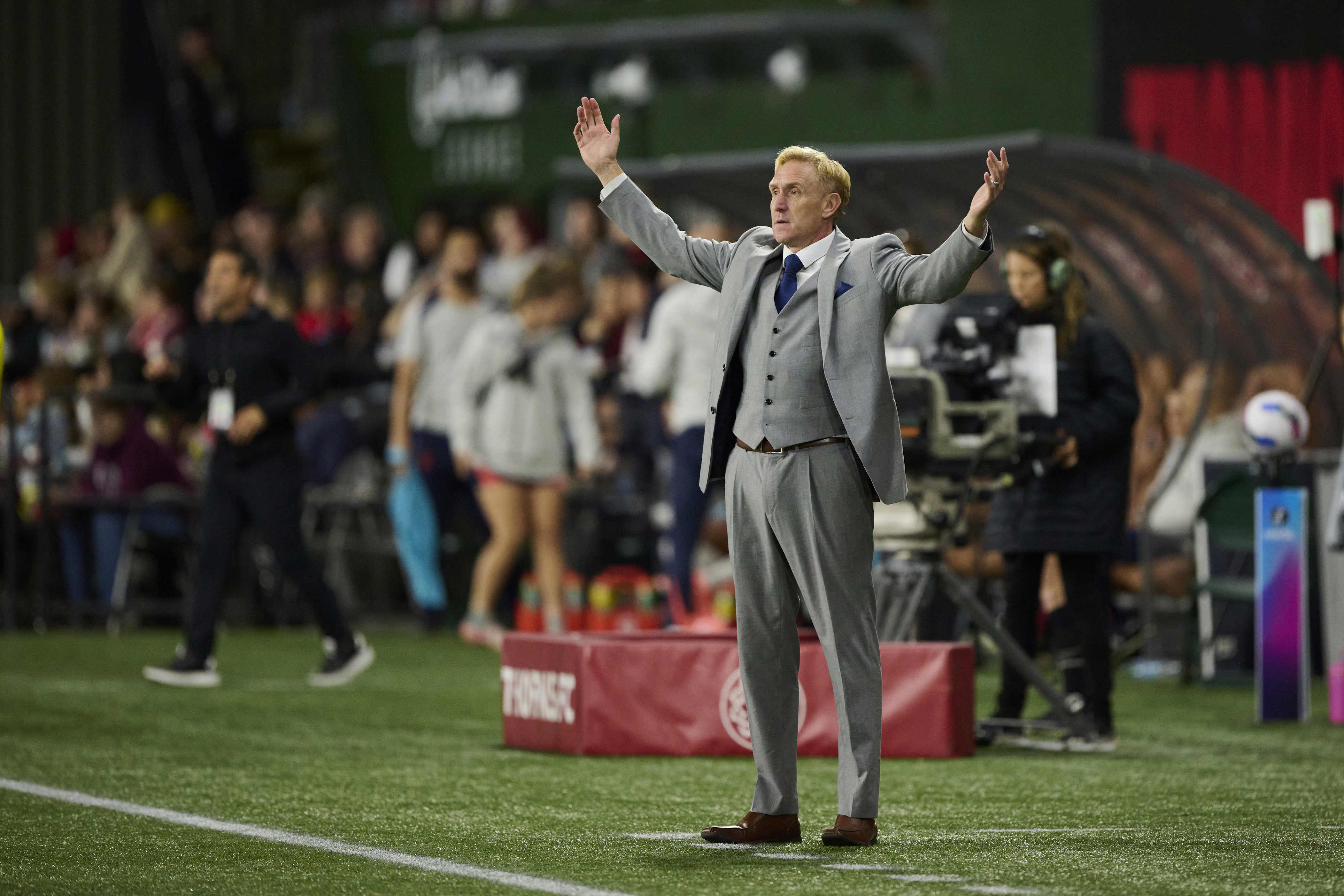 The Portland Thorns announce the departure of Head Coach Rob Gale ...