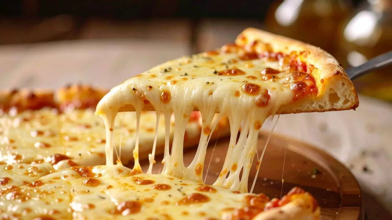 Cheese consumption and dementia risk: What your weekly cheese habit may ...
