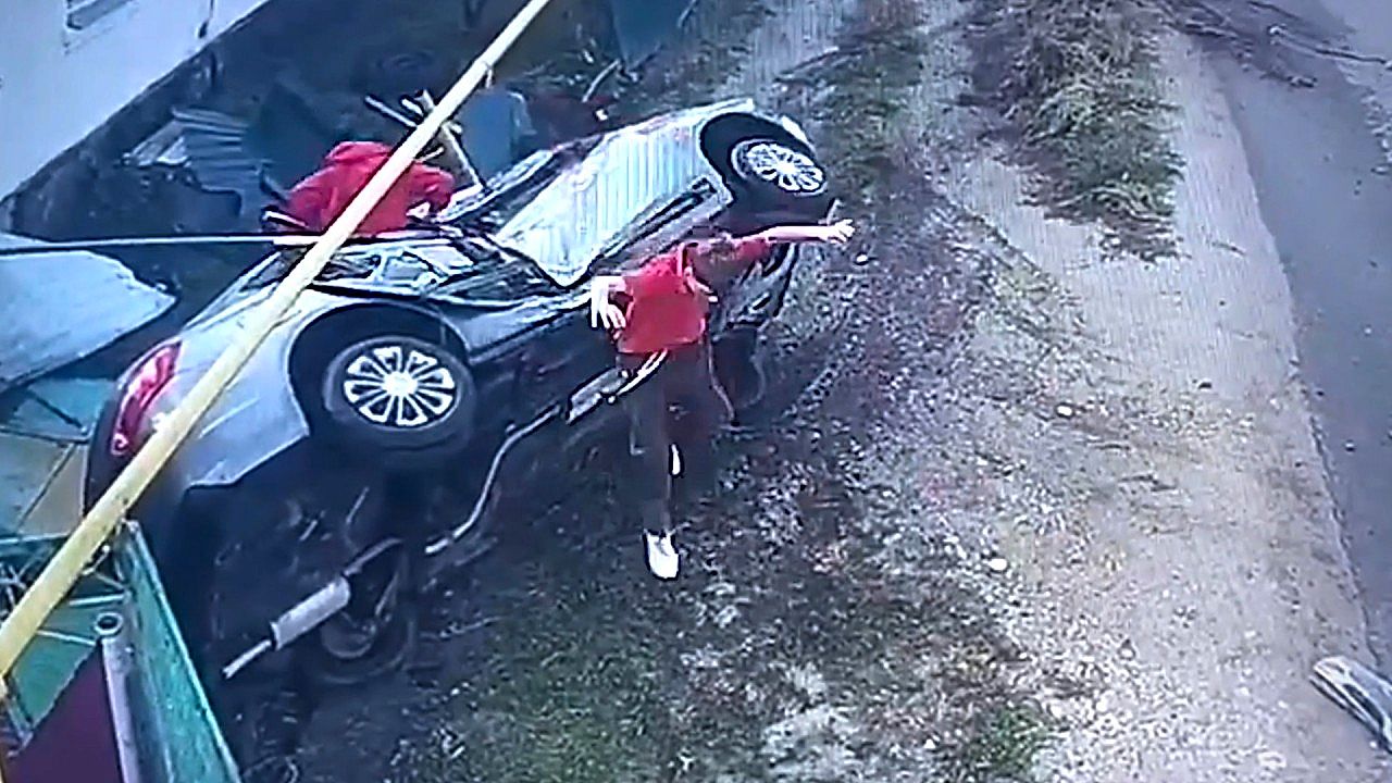 High-speed car crash accident caught on camera reveals teenage drivers