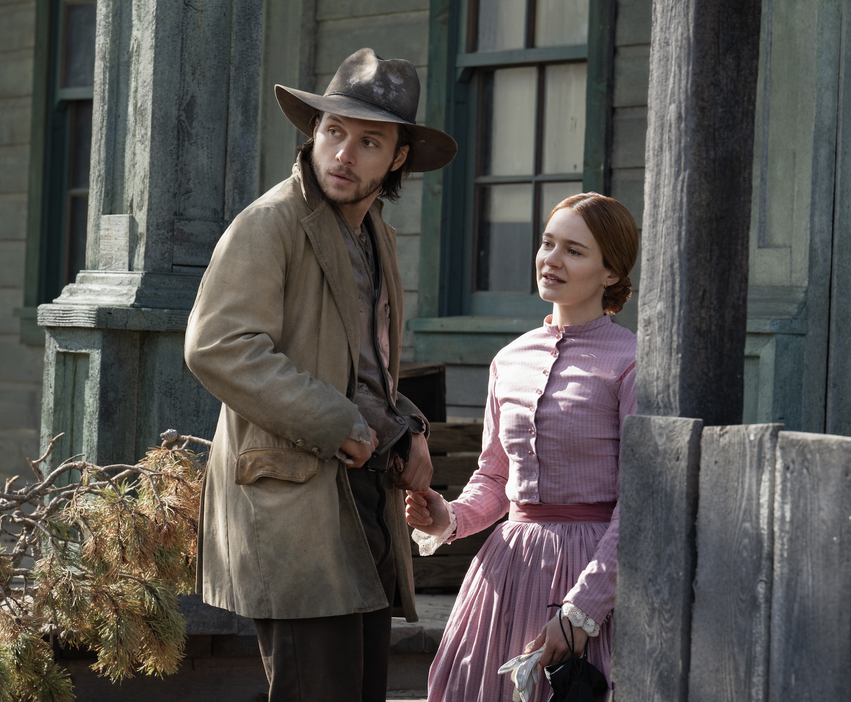 'The Abandons' Cast: Lena Headey & Gillian Anderson Star in Western