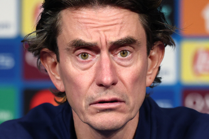 I'm really sorry. I apologize Tottenham's collective apology is the ...