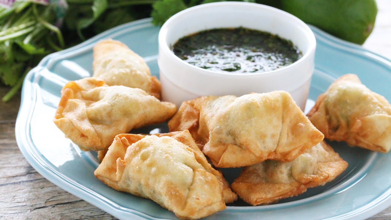 How to make cream cheese and avocado wontons