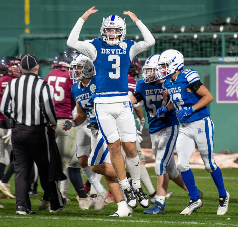 What we learned from Week 12 of the high school football season, including a record-breaking ...