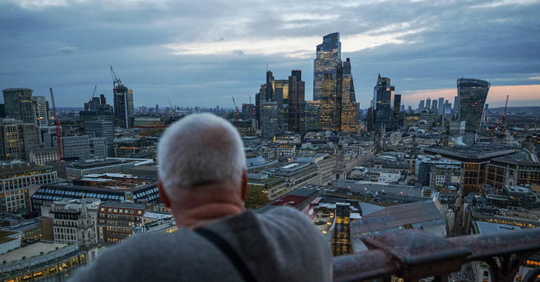 Defense stocks slide amid Ukraine peace talks; Leonardo falls 4% ...