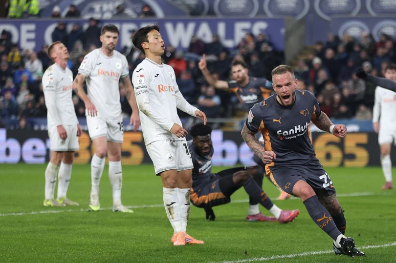 Derby County player ratings v Swansea as 9/10 man 'immense' as Rams ...