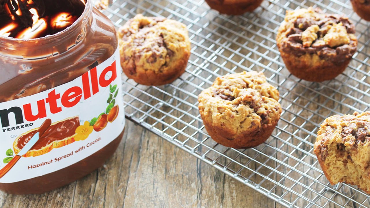 Peanut butter Nutella muffins