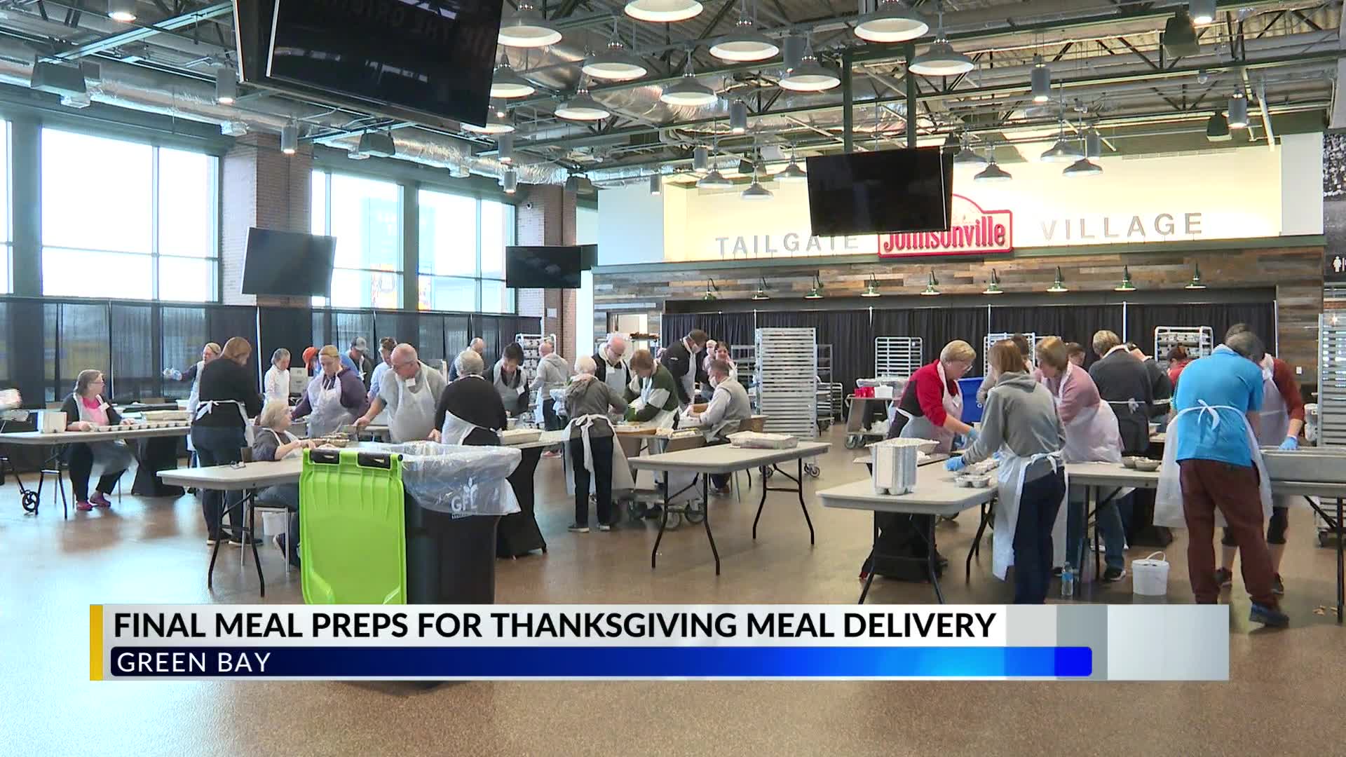 Final meal preps for Thanksgiving meal delivery in Green Bay