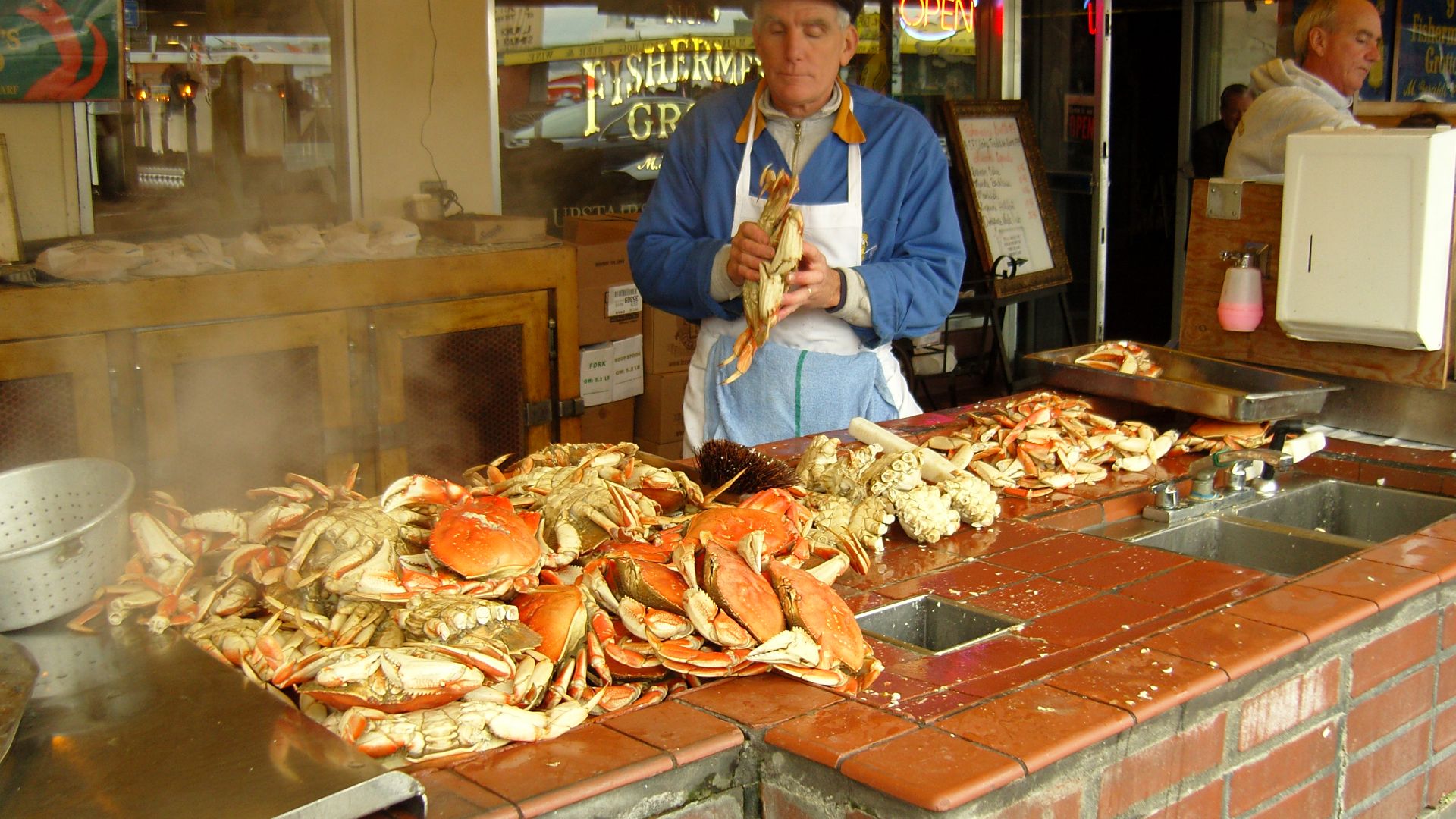 East Coast Vs. West Coast: Where Should You Go For The Best Seafood?