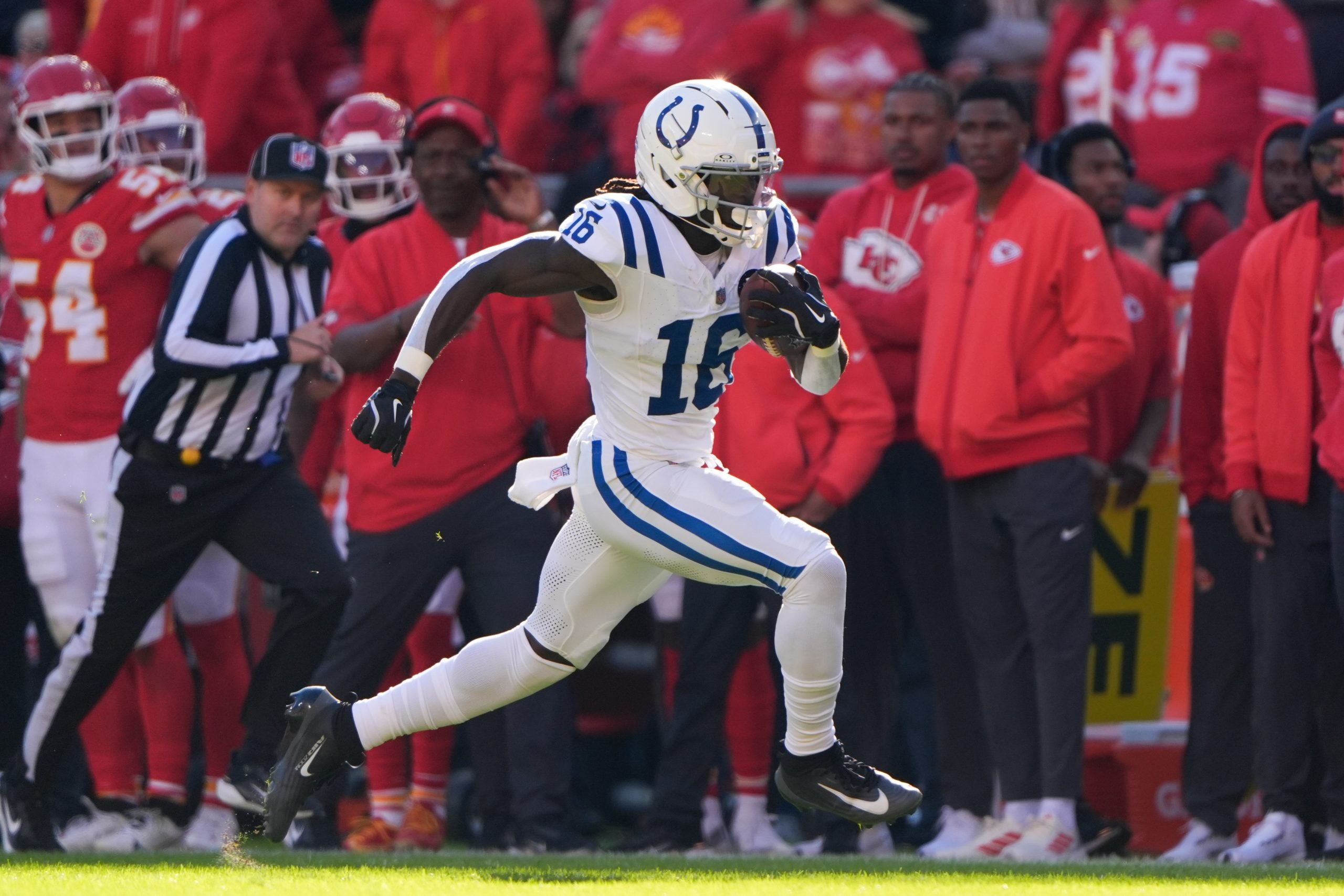Ashton Dulin looks to step into larger role in Colts WR room