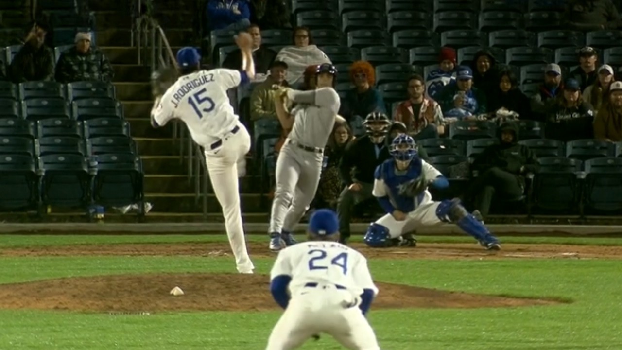 Jac Caglianone just hit a ball 120.9 mph to the opposite field