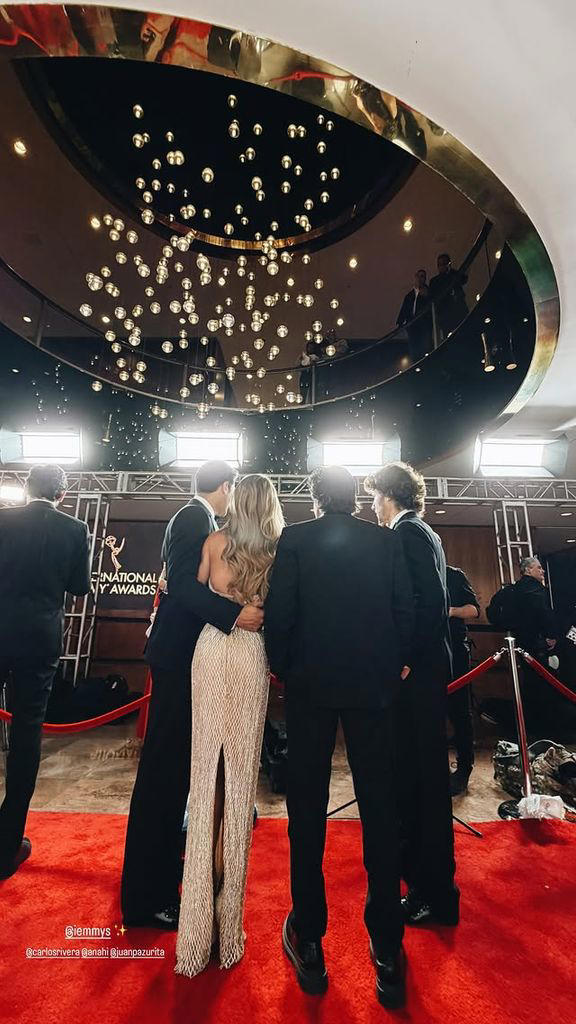 Anahí, Carlos Rivera y Juanpa Zurita reaccionan con humor ante su ...