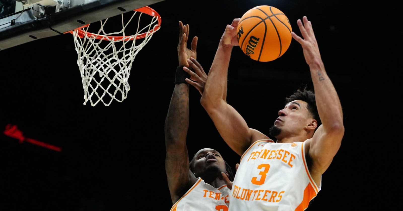 Live Updates: No. 17 Tennessee vs. No. 3 Houston in the Players Era ...