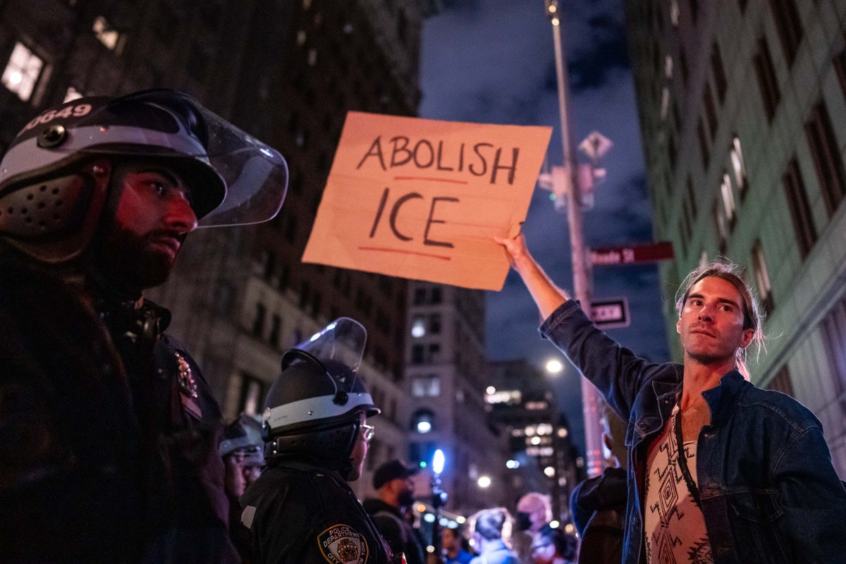New poll shows how much public has turned against Trump’s ICE raids