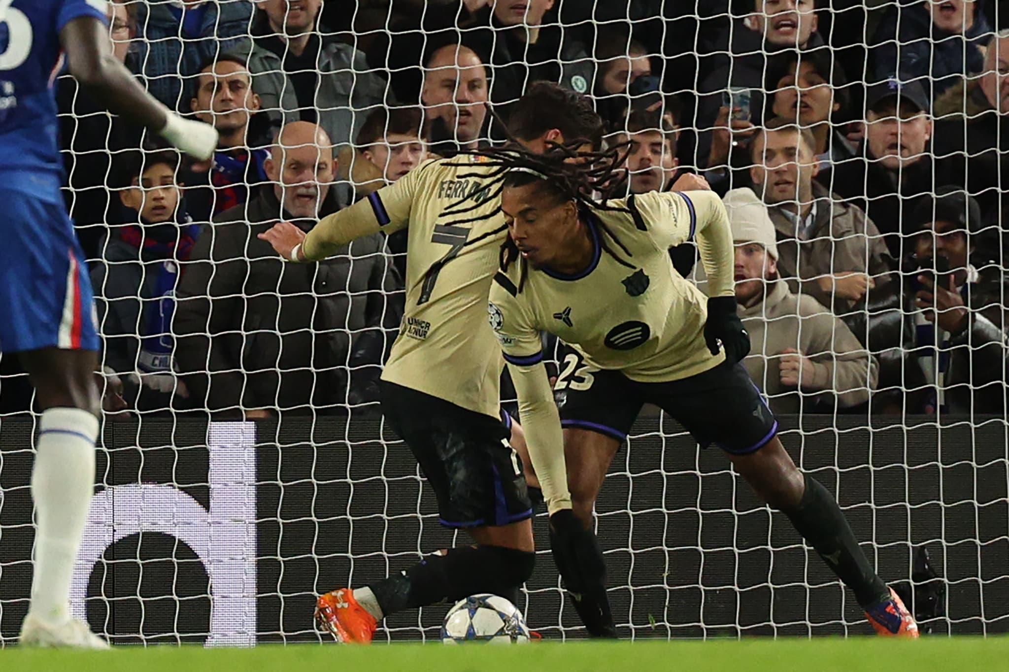 Chelsea-Barça: le but contre-son-camp malheureux de Jules Koundé