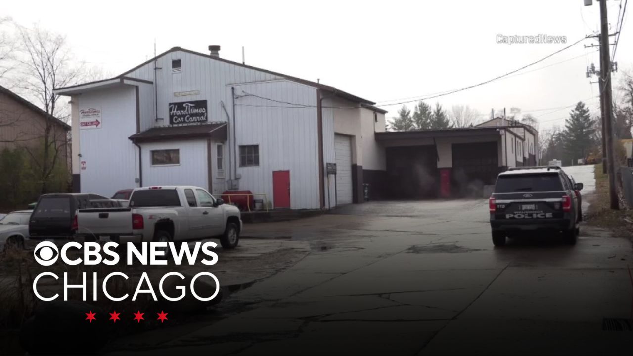 Man killed in auto shop accident in Wauconda