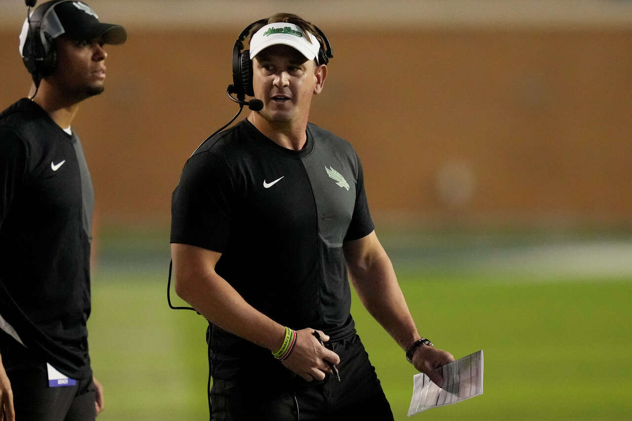 UNT head football coach Eric Morris expected to leave for Oklahoma ...