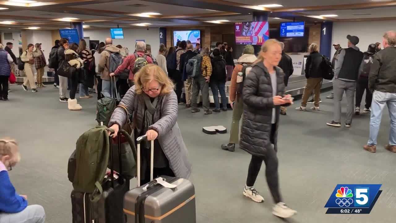 Holiday rush underway across Vermont’s airports, highways and train ...
