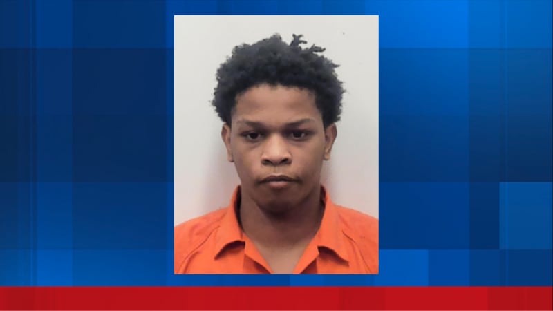 2 arrested after teen robbed at gunpoint in Montgomery