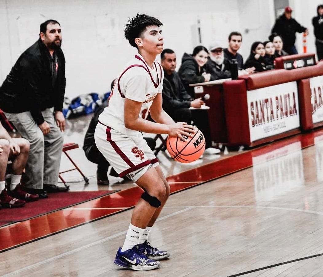 Alvarez eclipses 1,000 points in Santa Paula's league-opening win