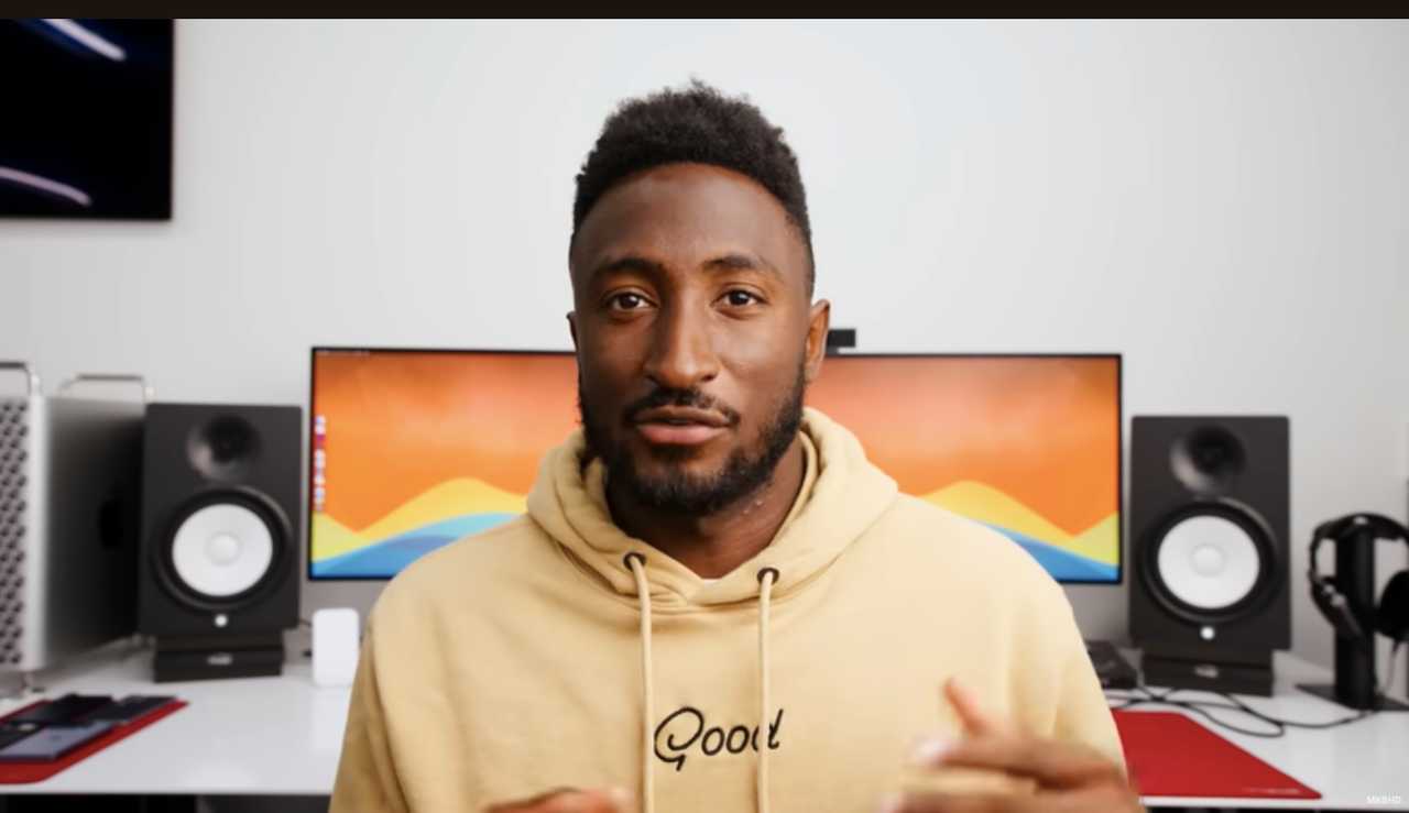 MKBHD Shuts Down Panels Wallpaper App