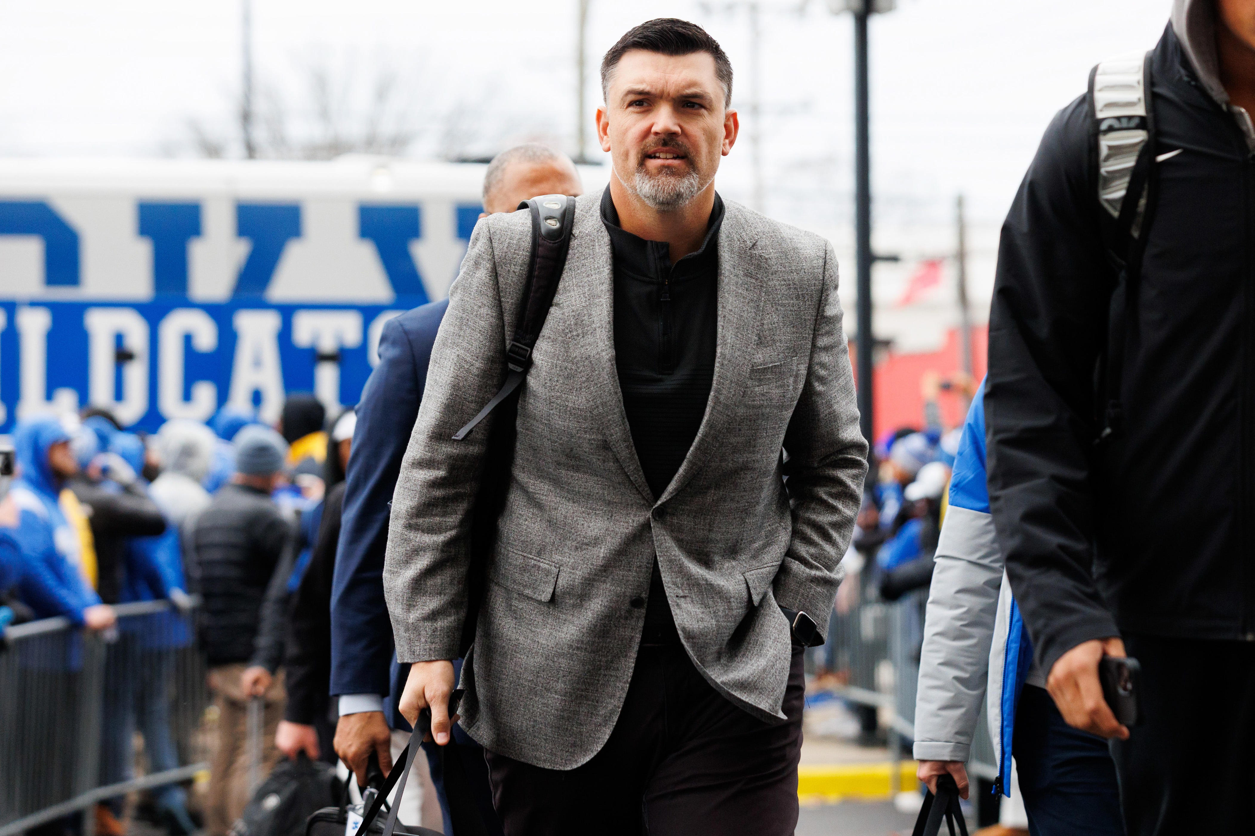 Florida football to hire Brad White as defensive coordinator