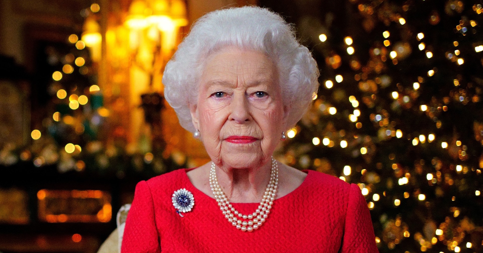 The queen's cheap gift for royal staffers revealed