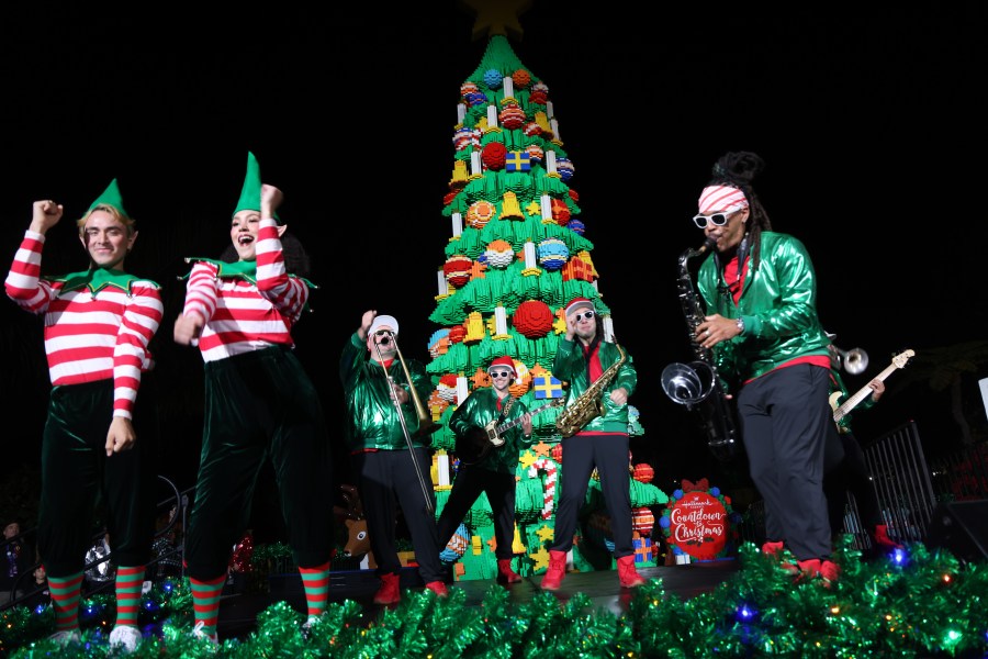 Legoland California Resort reveals opening date for Lego Galaxy at tree ...