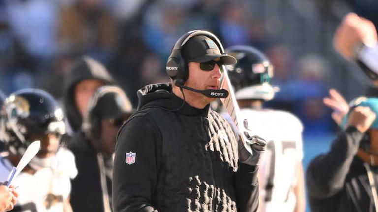 The Message Jaguars' Liam Coen Has for Duval in Week 14