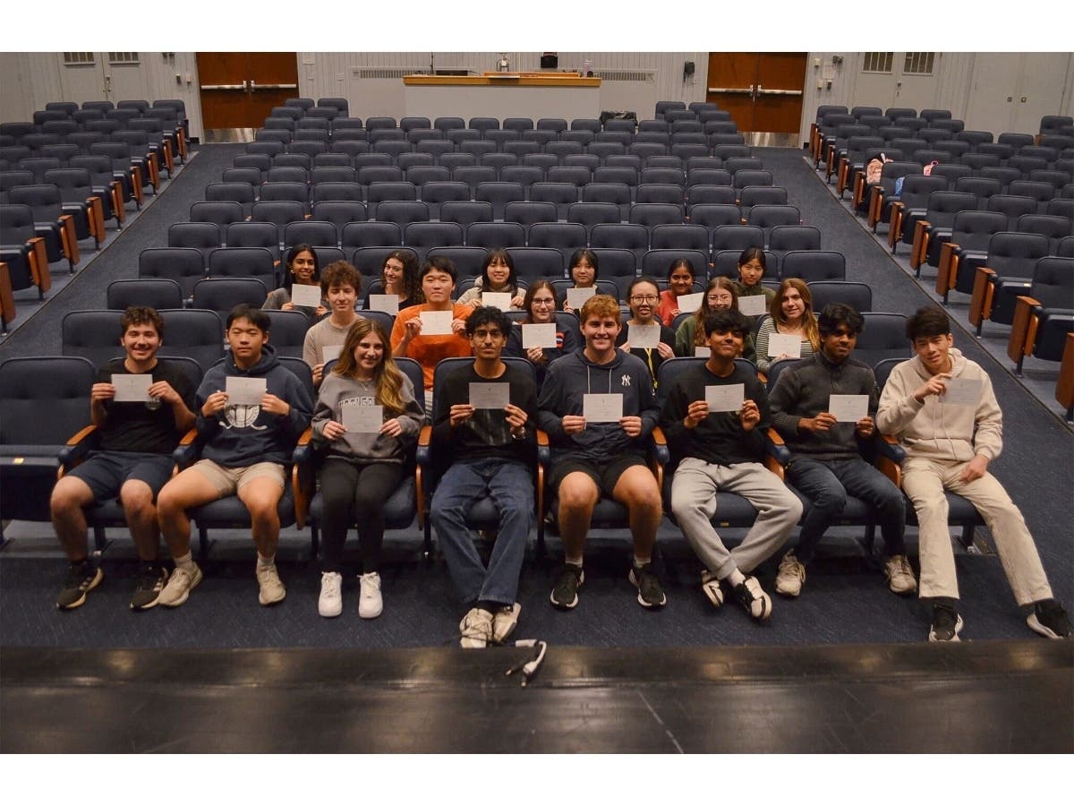 22 High School Seniors Named Commended Students