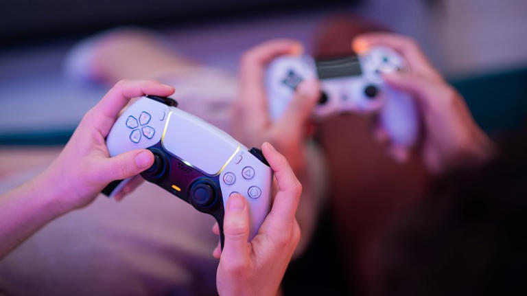 EXT On Your PlayStation Controller: Here's What It's For