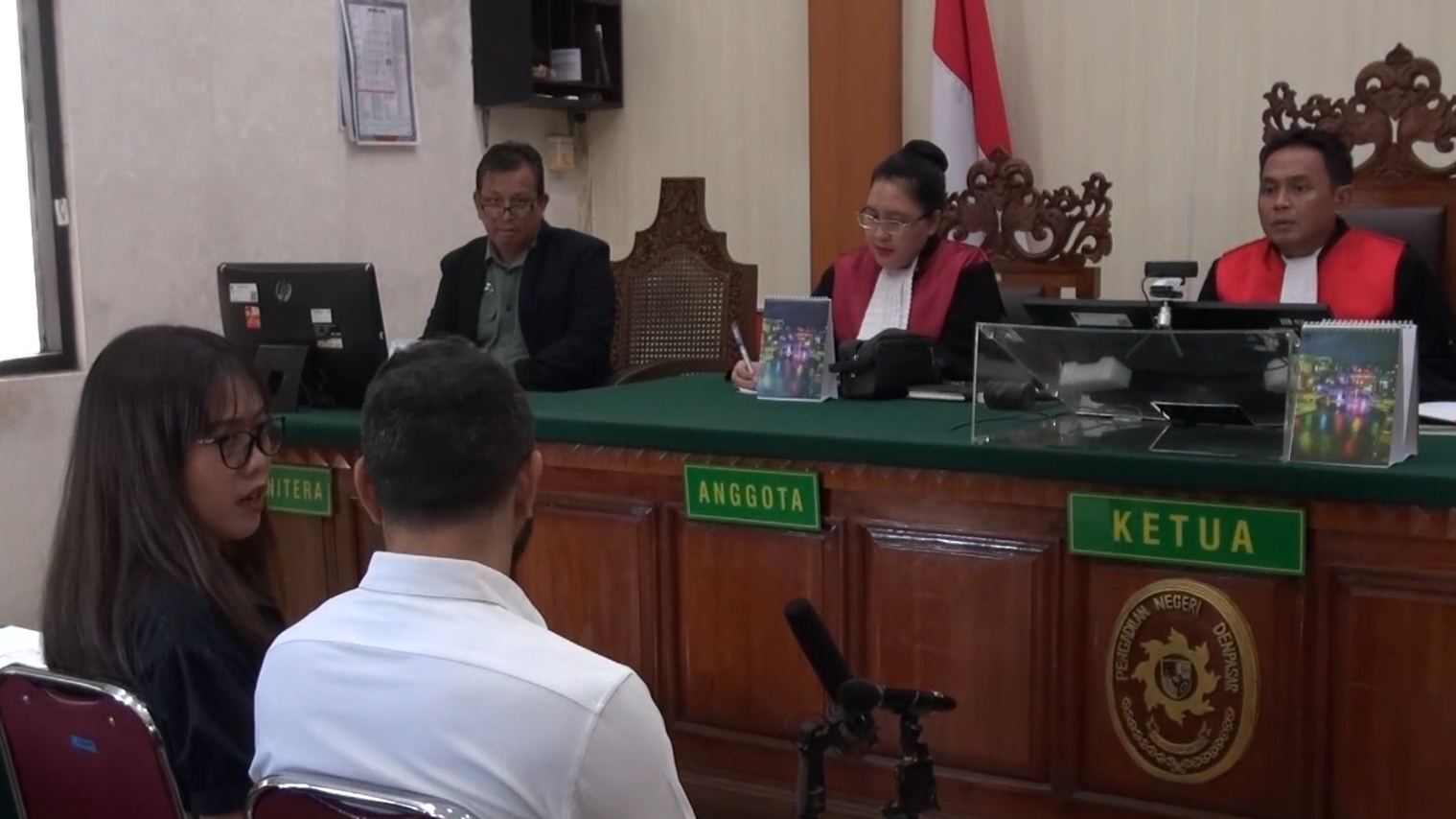 Scorching heat to cover 4000km of Australia this weekend