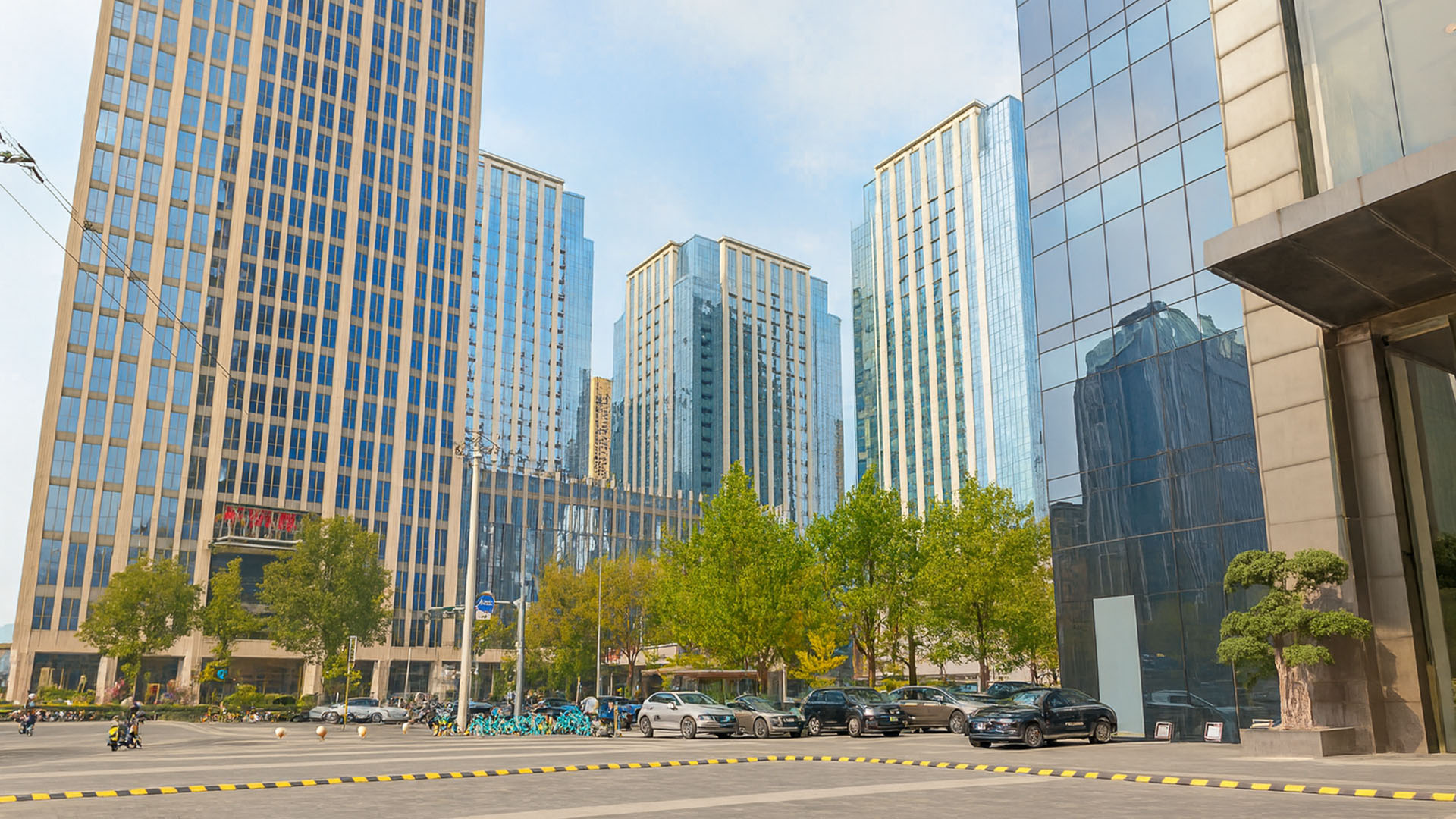 The Modern Beauty of Chengdu’s Financial District